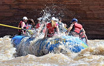 Daily Excursions Rafting, Jeeping, Hiking | Adrift Adventures of Moab